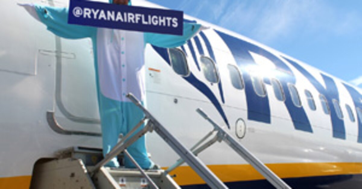 Ryanair reveals Twitter account for flight... | Travolution