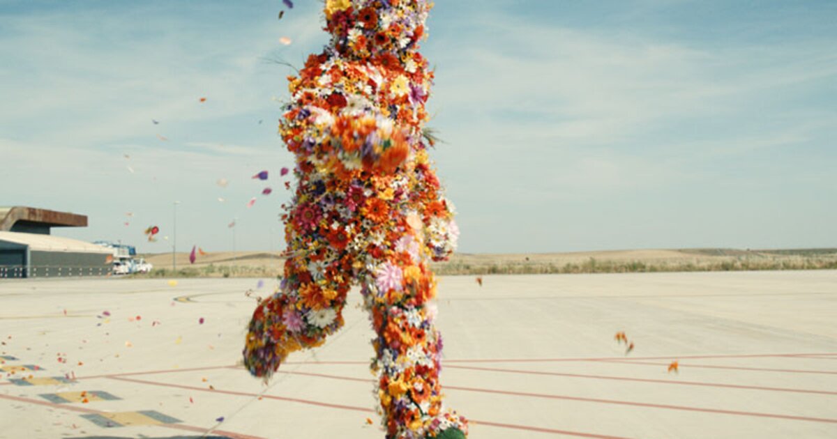 EasyJet unveils multi-media ad campaign | Travolution